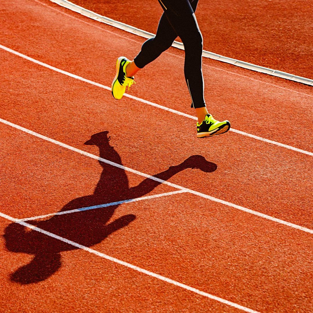 What to Do When You Get a Side Stitch While Running | Runtopia - Smart ...