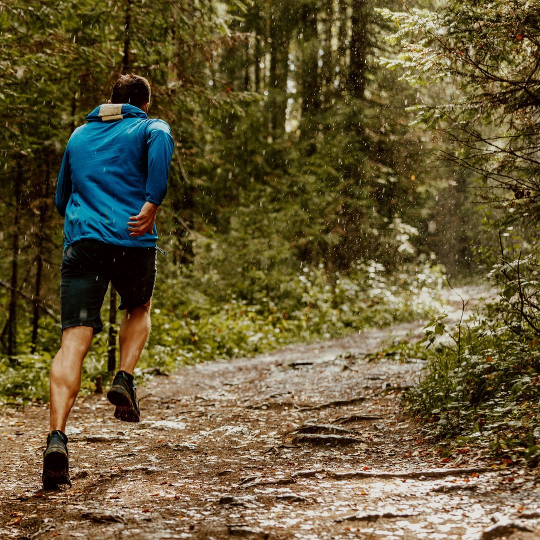 Running on Mountain Trails: Key Tips and Considerations | Runtopia ...